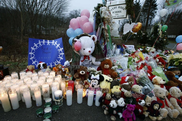 Nach US-Schulmassaker: "Gott segne Sandy Hook" – DiePresse.com