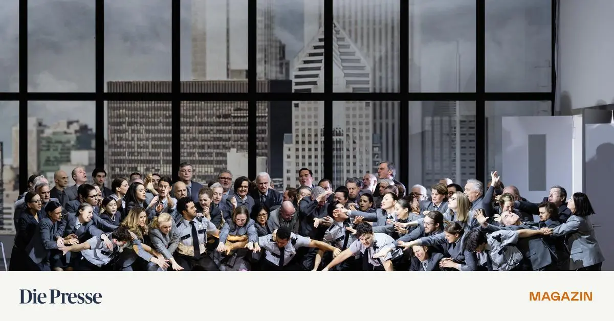 „Die Liebe der Danae“ in München: Manuela Uhl rettete den Abend ...