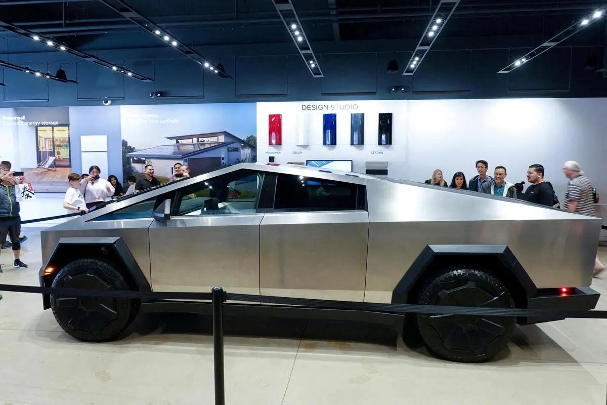 Erste Tesla Cybertrucks auf den Straßen: Zu teuer und zu geringe ...