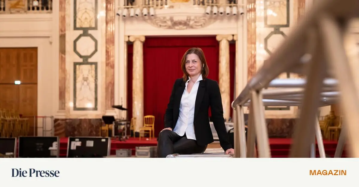 Von Debütantin bis Modemacherin: Die Wiener Bälle und ihre vielen ...