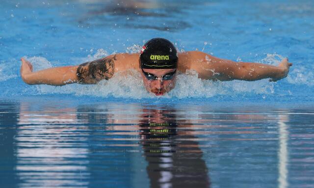 Vierter über 100 m Delfin: Simon Bucher schrammt bei Schwimm-EM an ...