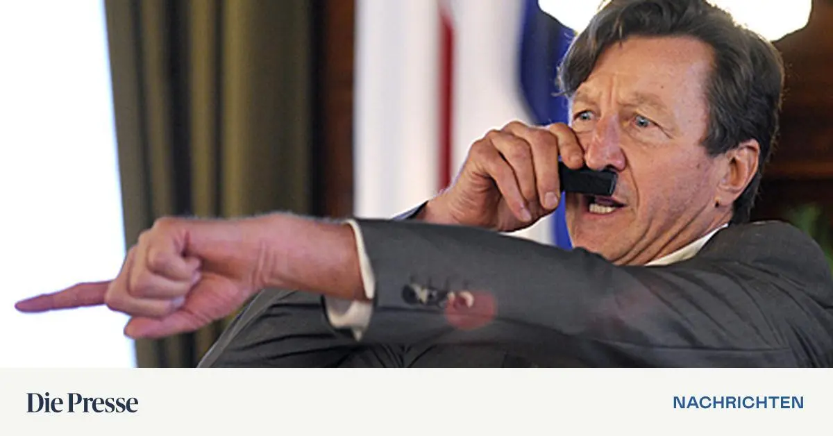 Hubsi Kramar bei Ehrung mit "Hitler-Bärtchen" – DiePresse.com