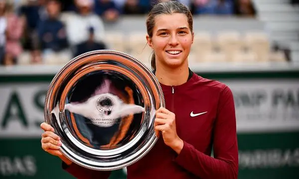 Grand-Slam-Siegerin aus Österreich: Lilli Tagger gewinnt die French ...
