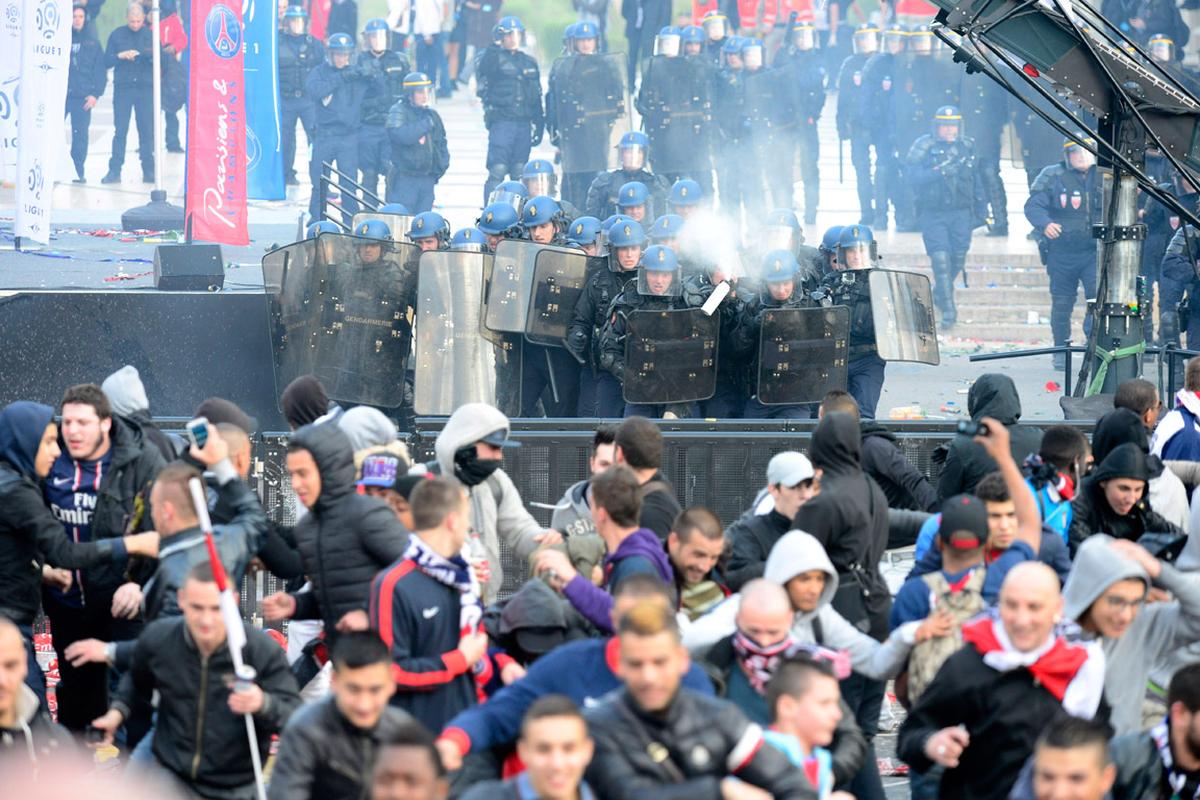 Randale: Hooligans verhindern PSG-Meisterfeier | DiePresse.com