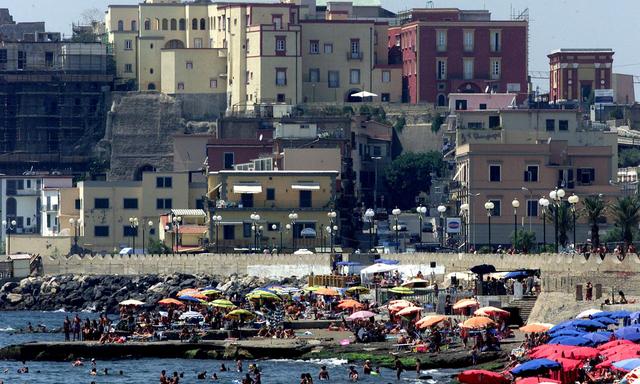 Erdbeben in Neapel besorgt Vulkanologen: „Zunehmende Hebung des Bodens ...