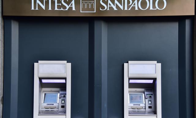 Italienische Bank Intesa Sanpaolo streicht wegen KI tausende Stellen ...