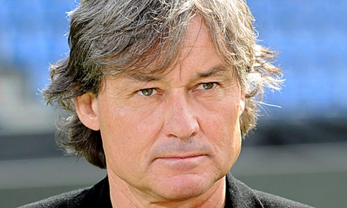 Fußball: Constantini ist neuer ÖFB-Teamchef | DiePresse.com