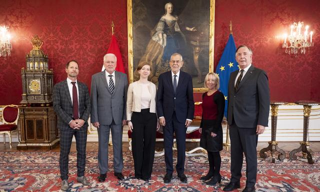 Zerbes: Messenger-Überwachung „verfassungsrechtlich möglich ...