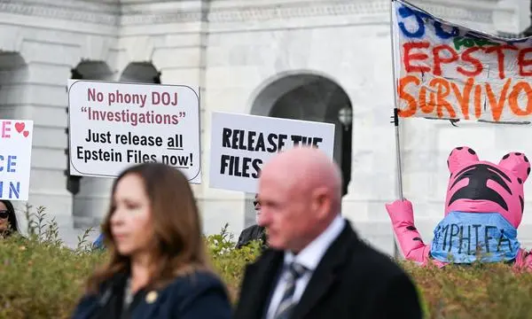 US-Abgeordnete stimmen für Freigabe der Epstein-Akten – DiePresse.com