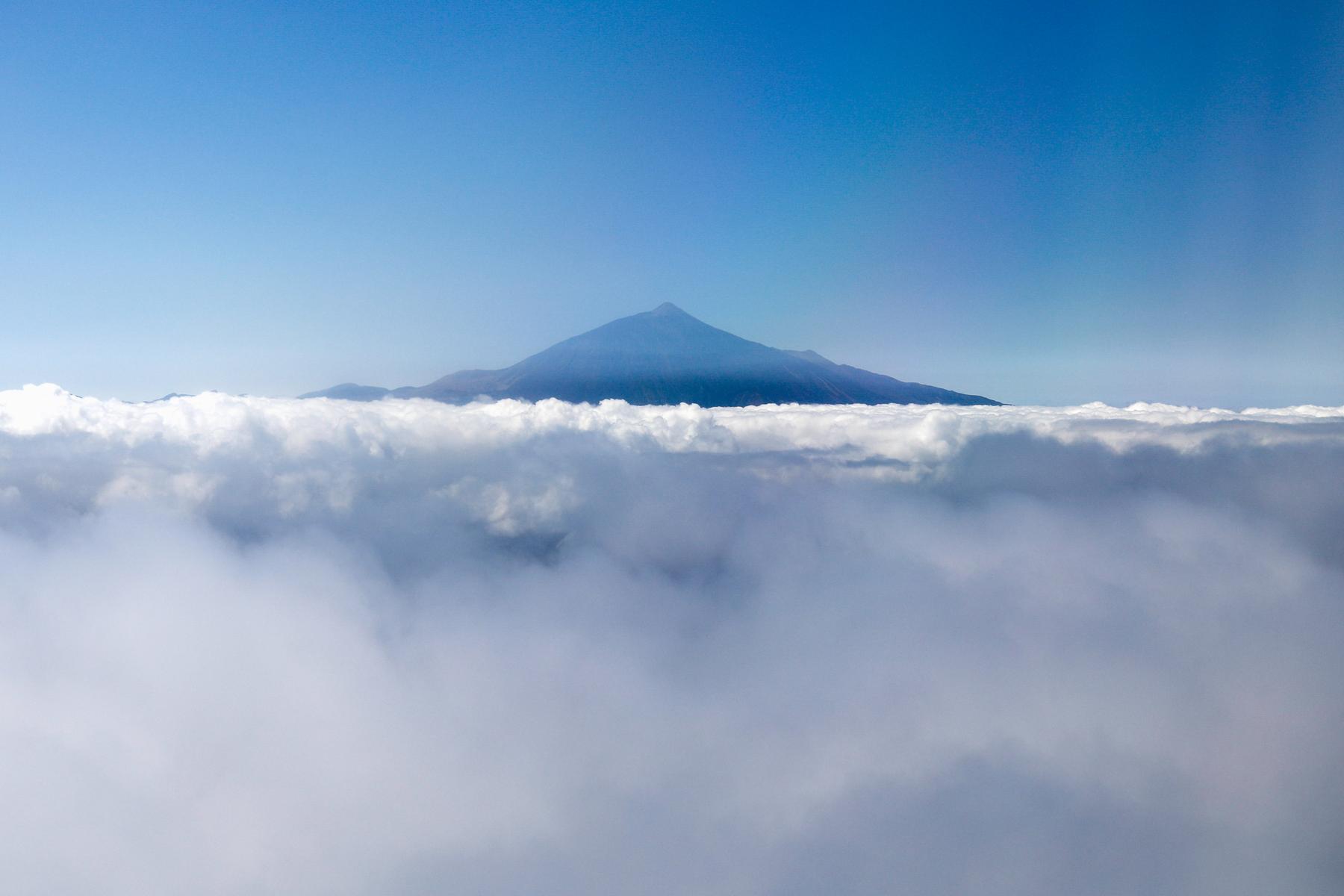 Magma hebt die Insel an: Großer Vulkan auf Teneriffa droht auszubrechen ...
