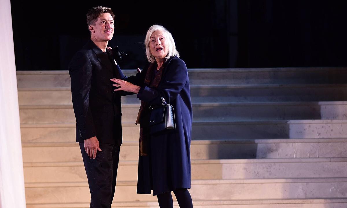 Die Inszenierung eines Publikumslieblings – DiePresse.com