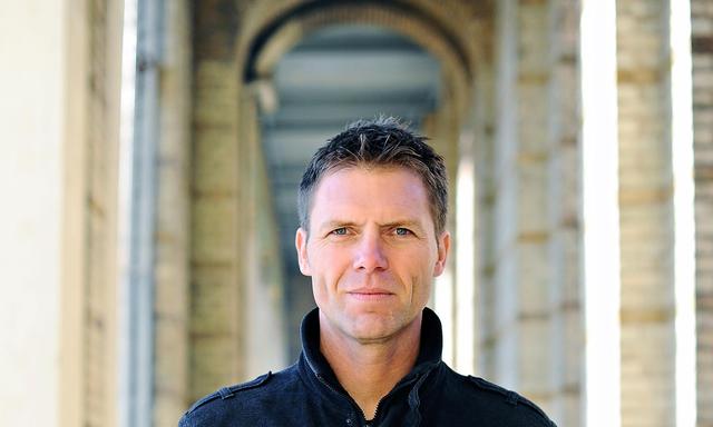 Würden Sie Johnny Depp als selbstzerstörerisch einschätzen, Herr Wallis ...