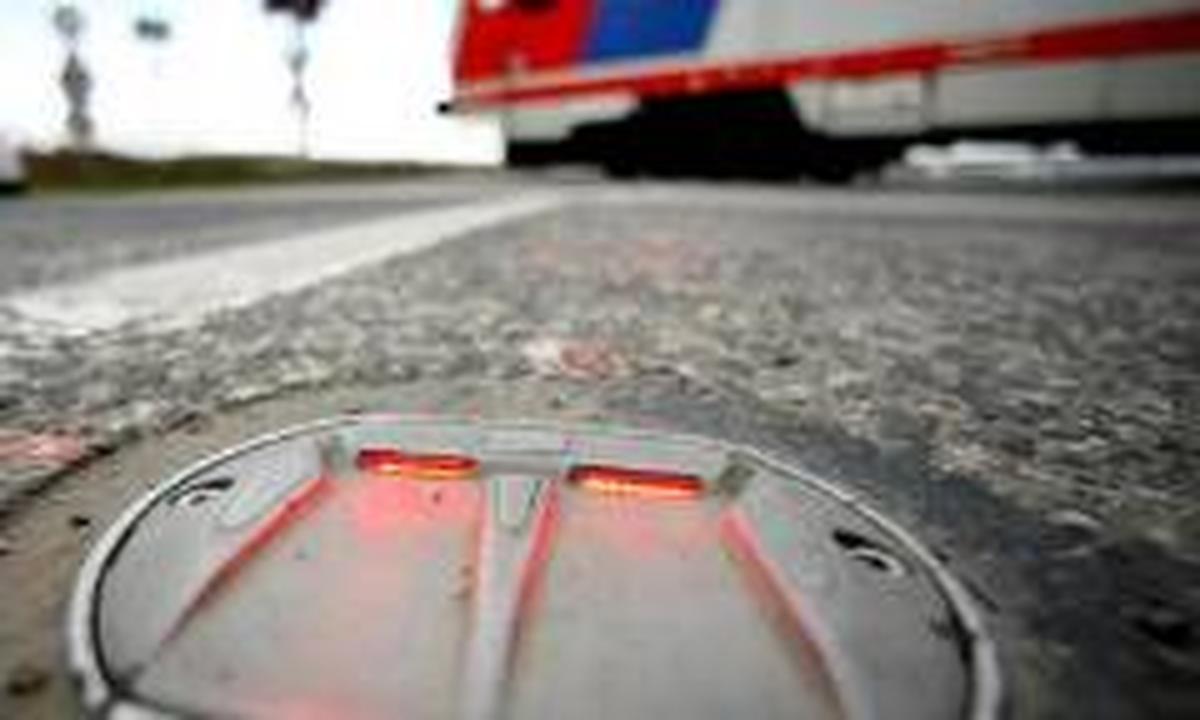 Premiere für "Lane-Lights" an Bahnübergängen | DiePresse.com