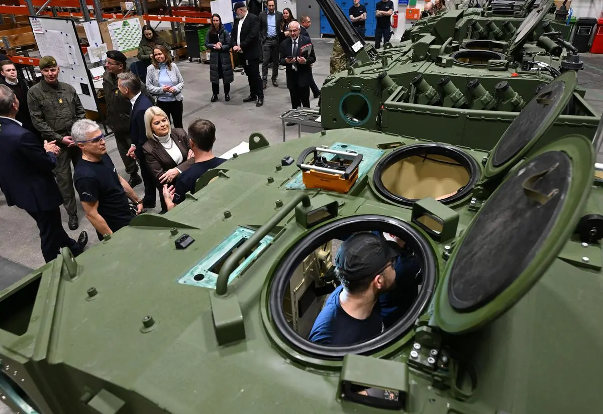 Erste neue Radpanzer fürs Bundesheer stehen bereit – DiePresse.com
