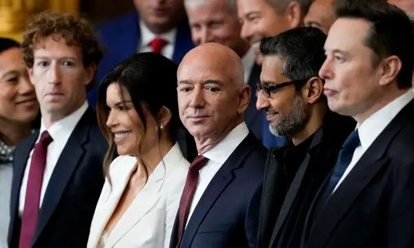 Venedig: Bezos plant Drei-Tage-Feier mit Stars und Superyacht ...