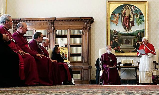 Drei Anglikaner-Bischöfe laufen zu Katholiken über | DiePresse.com