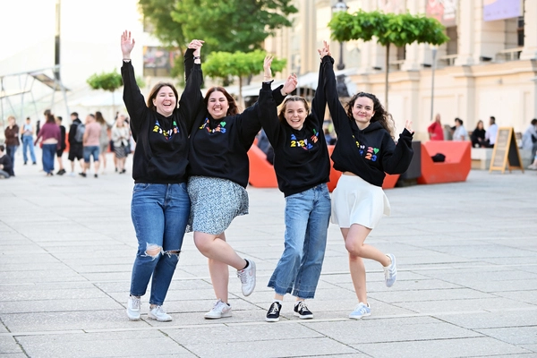 Alles für den Star: Wie ticken Fangirls und -boys? – DiePresse.com