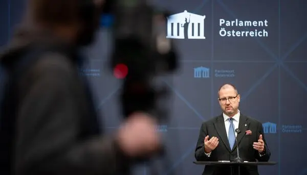 Karin Wurm attackiert ÖVP-Fraktionsführer Hanger: „Sie brauchen nicht ...