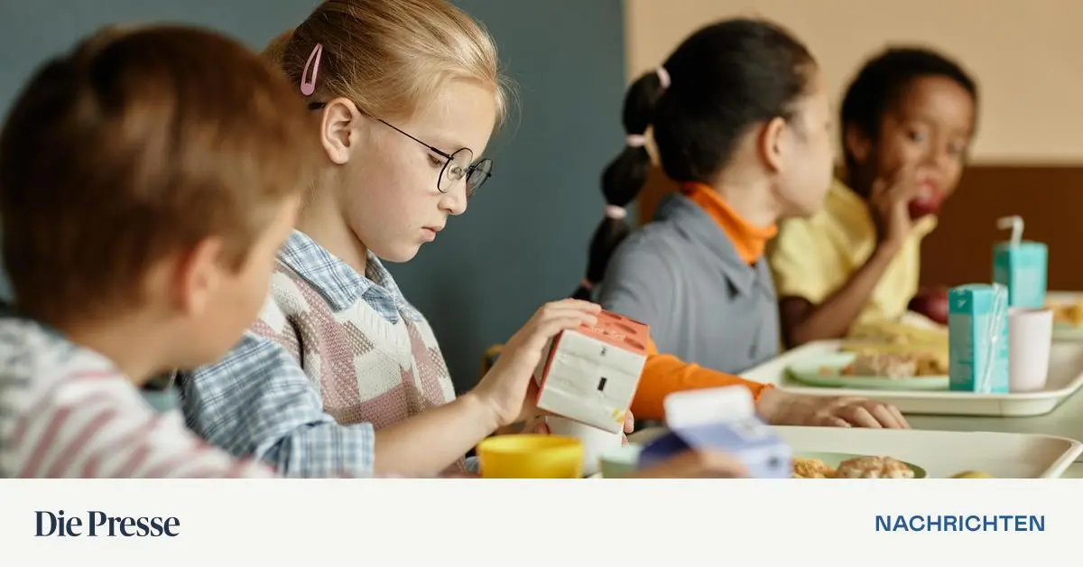 Martika lucia nuda i brought a bottle of wine, and