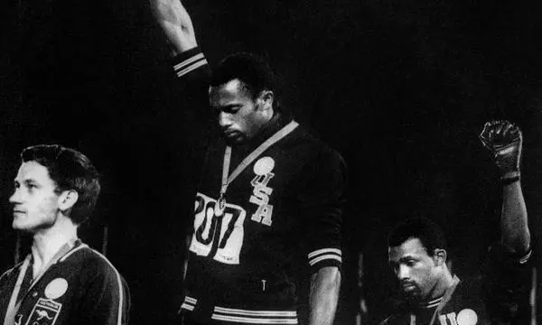 Friedlicher Protest mit zwei Fäusten – DiePresse.com