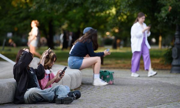Wörter und Unwörter des Jahres: Machen „Talahon“ oder „Vokaki“ das ...