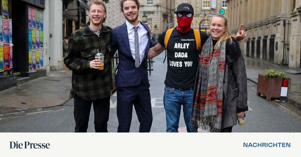 "Colston 4" nach Sturz von Sklavenhalter-Statue in Bristol ...