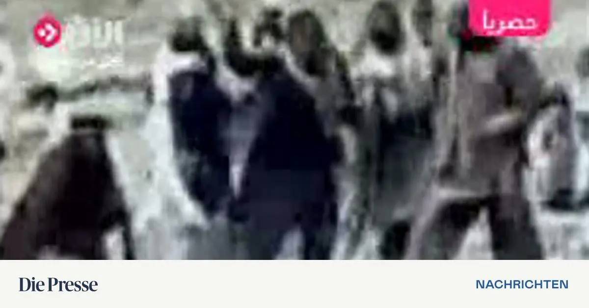Schockierendes Video: Taliban-Kämpfer steinigen Frau | DiePresse.com