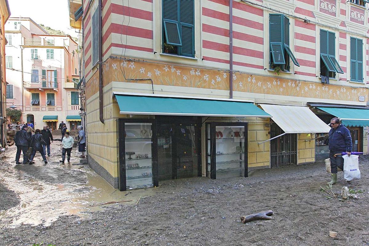 Unwetter ziehen Spur der Verwüstung | DiePresse.com