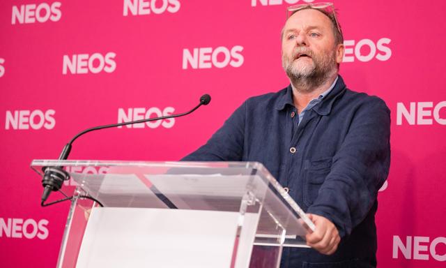 Sepp Schellhorn kehrt als Neos-Abgeordneter in die Politik zurück ...