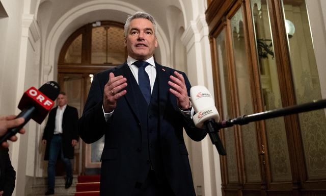 „Geht gut voran“: Nehammer erwartet Einigung mit SPÖ und Neos im Jänner ...