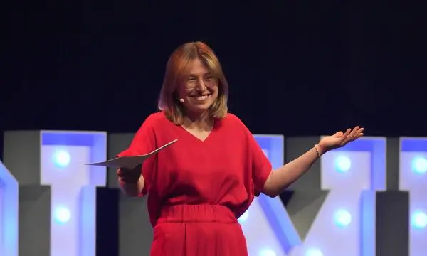 Multimillionärin Bianca Heinicke reflektiert über alte Fehler und neue ...