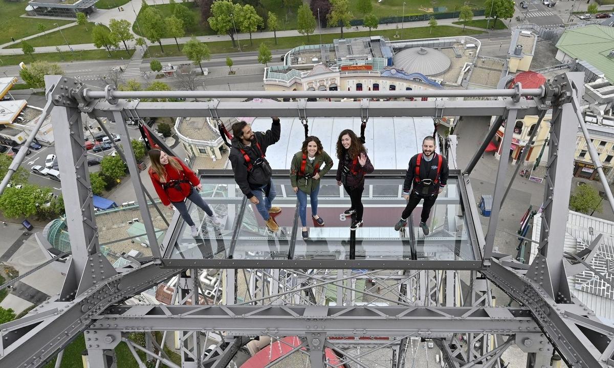 Wiener Riesenrad bekommt abenteuerlichen Spezial-Waggon | DiePresse.com