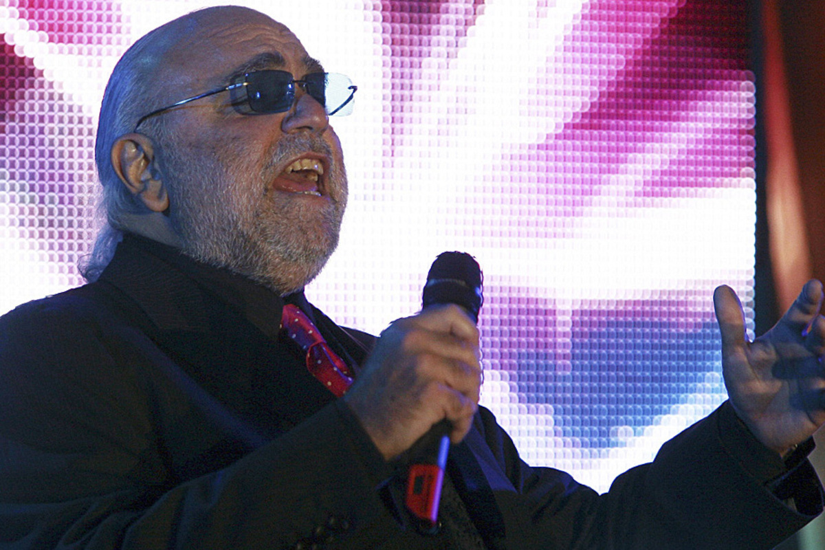 Griechischer Sänger Demis Roussos gestorben | DiePresse.com