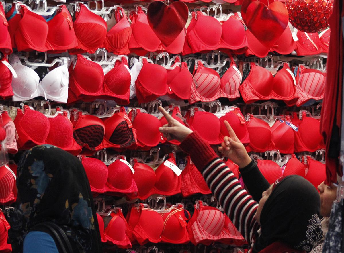 Der BH ist 100 – DiePresse.com