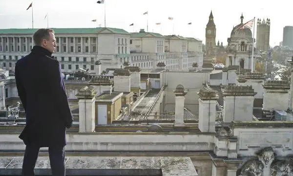 „Skyfall“: Ein Agent stirbt – und findet das ewige Leben – DiePresse.com
