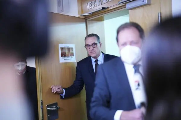 Strache kämpft erneut um Freispruch – DiePresse.com