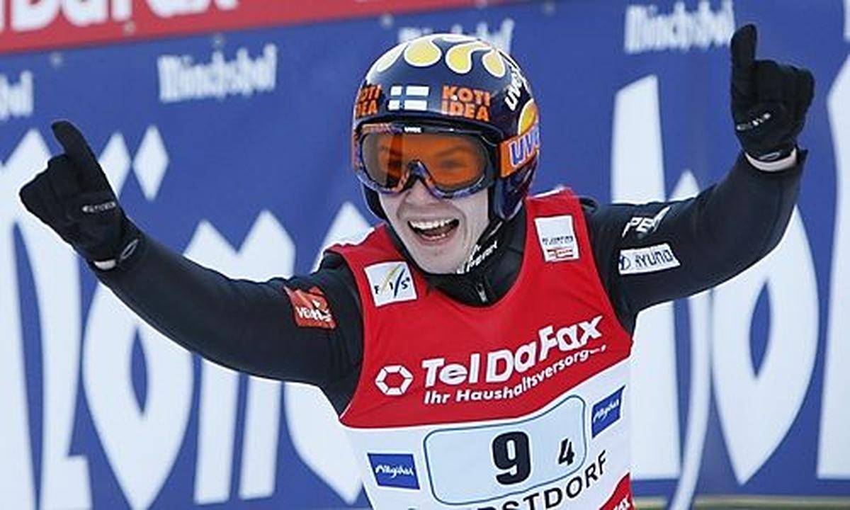 Skispringen: Dezimiertes ÖSV-Team wird Dritter in Oberstdorf ...