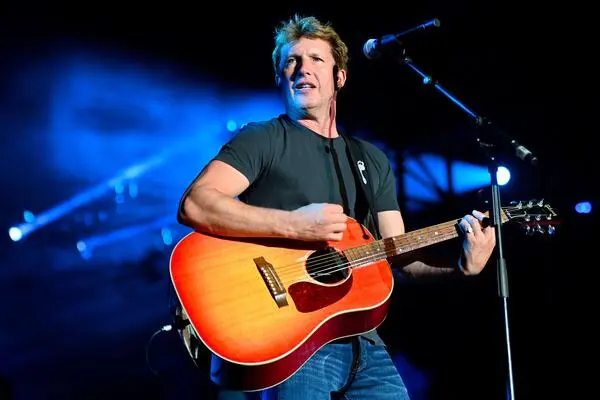 Heißt James Blunt bald „Blunty McBluntface“? – DiePresse.com